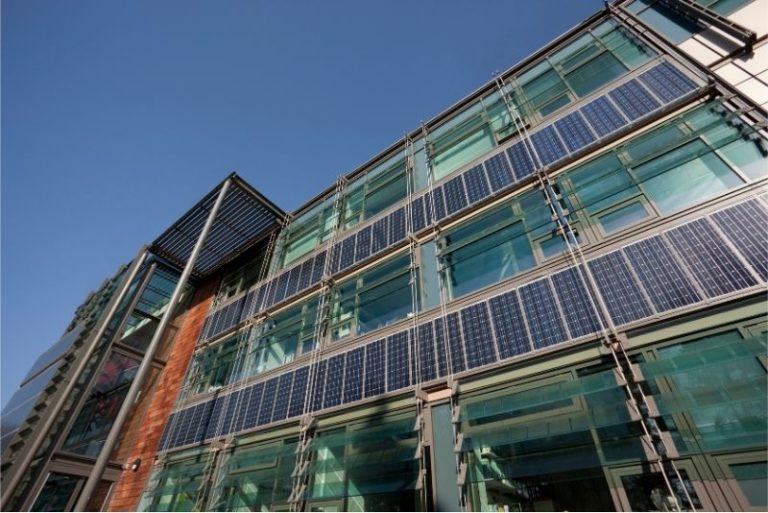 Newcastle Solar Panels | Light Up Your Property (Free Quote)